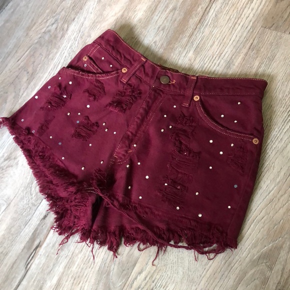 Levi's | Shorts | Levis Lf First Of A Kind Burgundy Shorts With Gems Sz ...